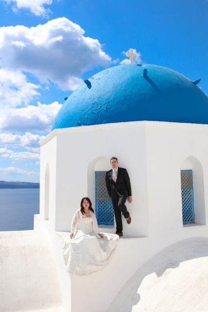 Private Santorini Wedding Photoshoot - An In-Depth Look at This Private Photoshoot Experience