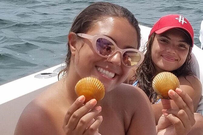 Private Scallop Charter in Crystal River Florida - Introducing the Crystal River Scallop Charter Experience