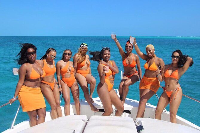 Private SeaRay 47ft Yacht Rental Cancun 23P6 - Who Will Love This Tour?