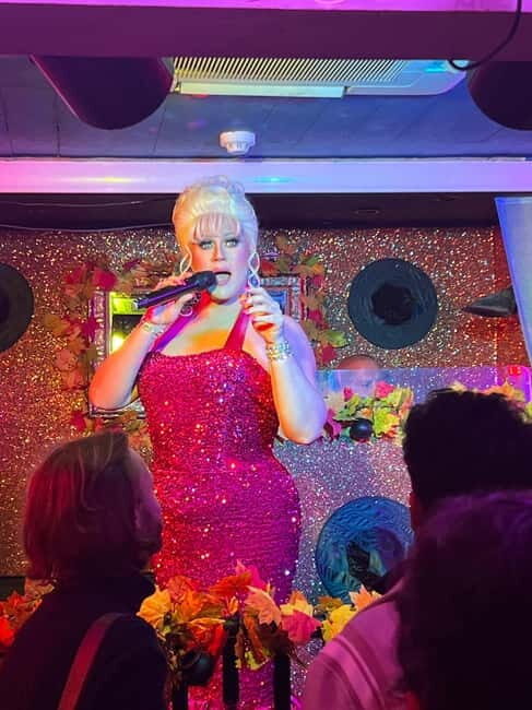Private Secret Gay Bar Hopping Tour in Soho - An In-Depth Look at the Soho Gay Bar Hopping Tour