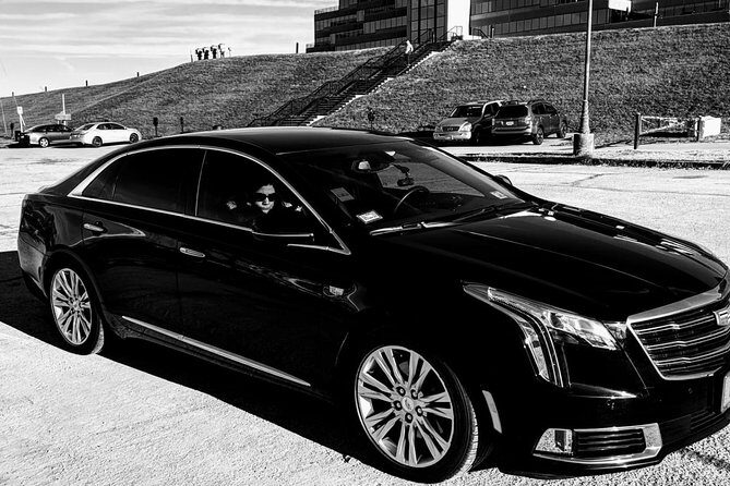 Private Sedan Transfer Between O'Hare airport & Downtown Madison WI - The Details of Your Transfer