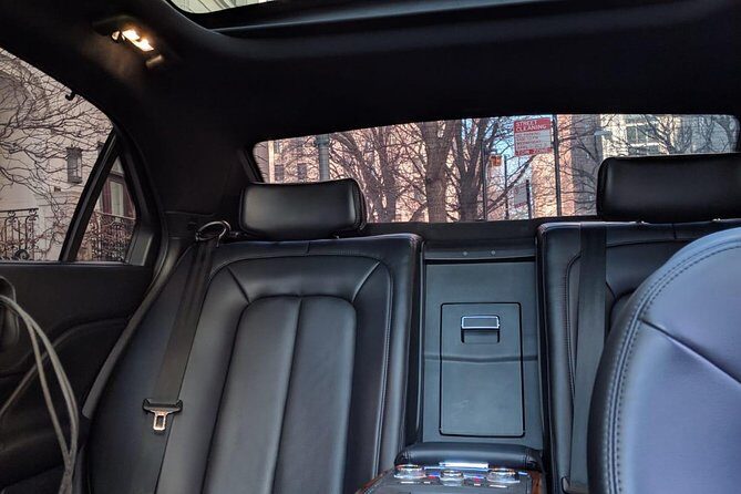 Private Sedan Transfer from Chicago Downtown to Midway airport - Key Points