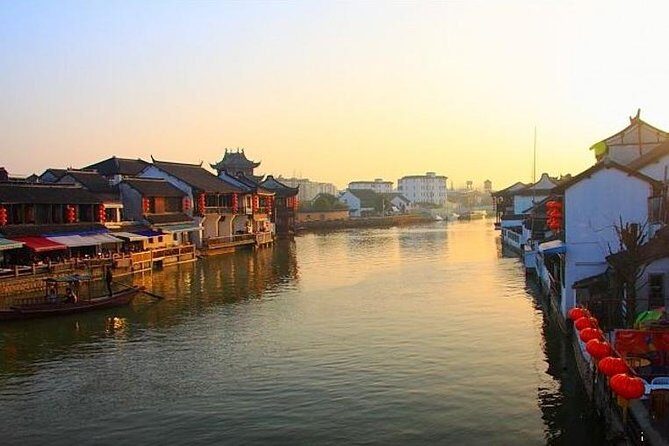 Private Shanghai Day Tour of Zhujiajiao Water Town,Yu Garden and Bund - The Authentic Experience