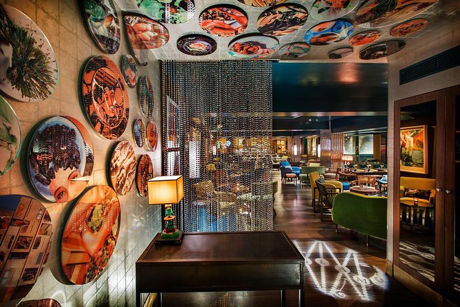 Private Shanghai Foodie Adventures with Rooftop Bar Hopping - Exploring Shanghai’s Food Scene: A Detailed Look at the Private Foodie Tour