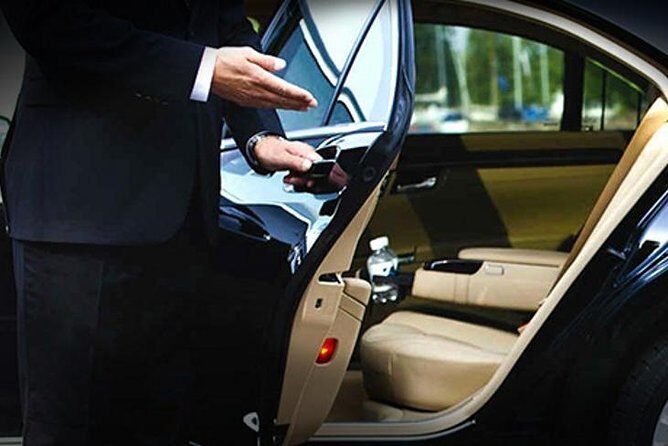 Private Shanghai Pudong Airport Arrival Transfer to Shanghai City Center - Key Points
