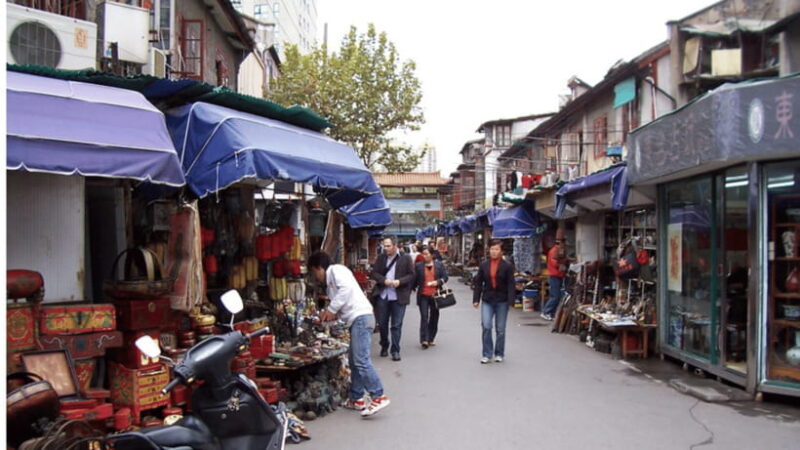 Private Shanghai Shopping Tour with Local Shopping Guru - In-Depth: Why This Tour Works