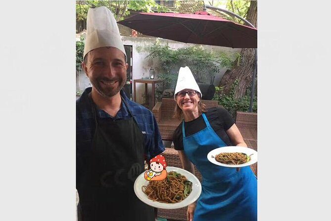 Private Shanghai Wet Market Tour and Chinese Cooking Class - A Closer Look at the Experience