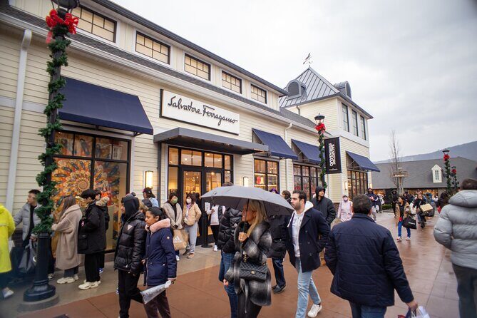 Private Shopping Tour from NYC to Woodbury Common Premium Outlets - Key Points
