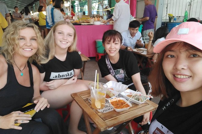 Private sight-seeing motorbike tour with local expert/student in HCMC - The Sum Up