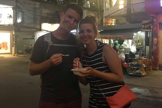 Private sight-seeing motorbike tour with local expert/student in HCMC - FAQs