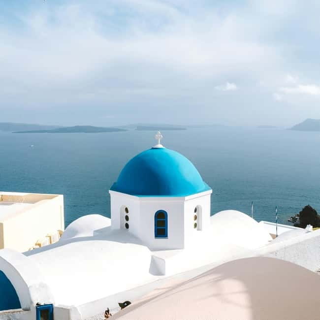 Private Sightseeing land tour and wine tasting - Beach Breaks: Red and Black Sand Beaches