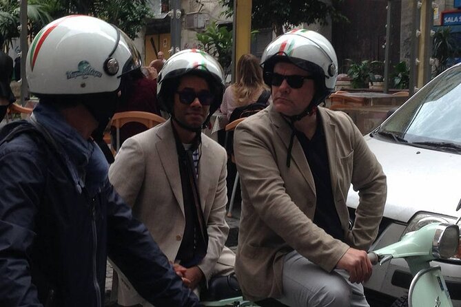 Private Sightseeing Tour in Naples by Vespa Review - Navigating the City by Vespa