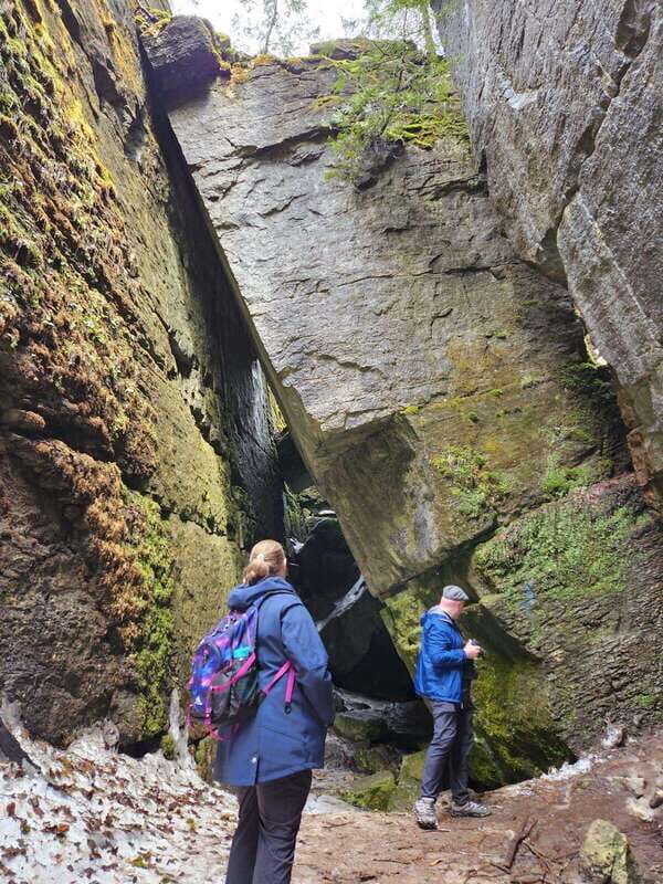 Private Singhampton Caves Hike - Collingwood/Blue Mountain - Exploring the Singhampton Caves on a Private Guided Hike: A Practical Review