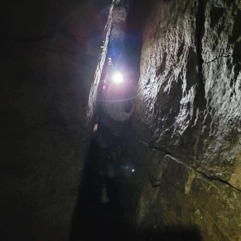 Private Singhampton Caves Hike - Collingwood/Blue Mountain - Who This Tour Is Perfect For