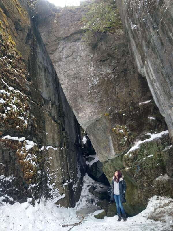 Private Singhampton Caves Snowshoe-Collingwood/Blue Mountain - The Value and Practicality