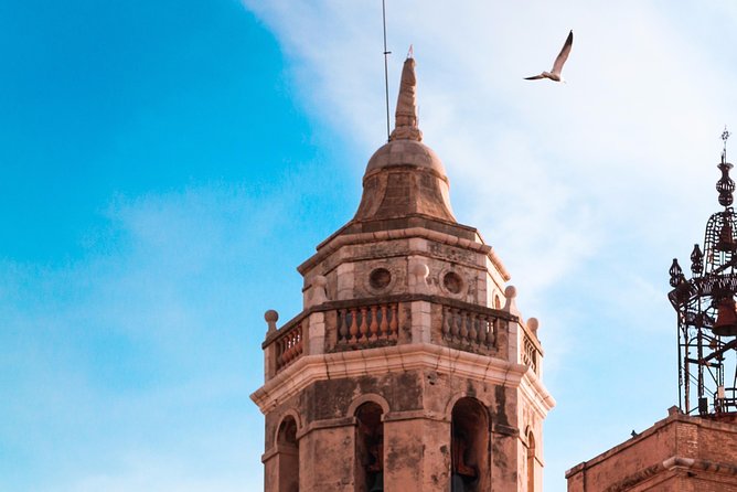 Private Sitges Tour with Wine Tasting, Chocolate & Local Lunch - Exploring the Private Sitges Tour with Wine Tasting, Chocolate & Local Lunch