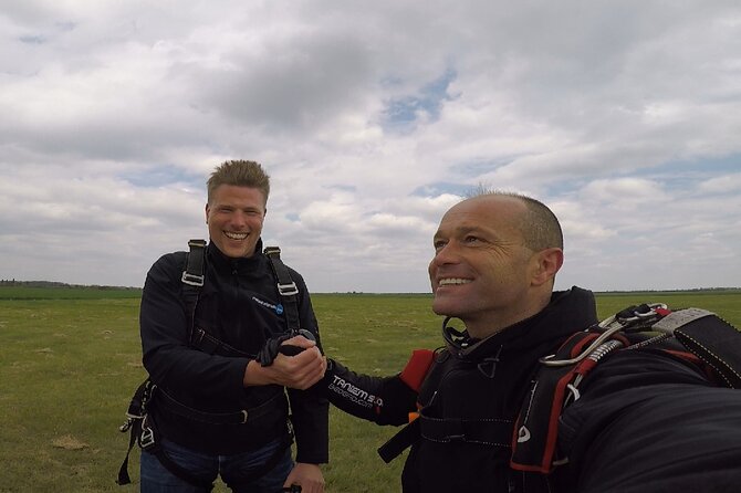 Private Skydiving Experience In Belgrade - Who Will Love This Skydiving Tour?