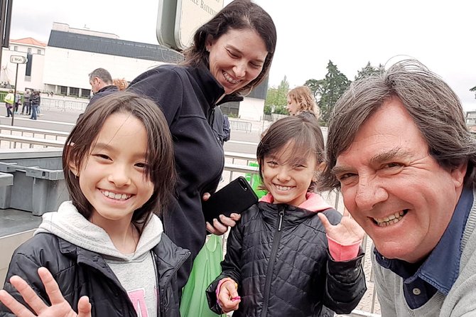 Private Small Groups Tour Fátima Full Day - Lunch and Additional Visits