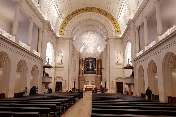 Private Small Groups Tour Fátima Full Day - Tour Inclusions and Amenities