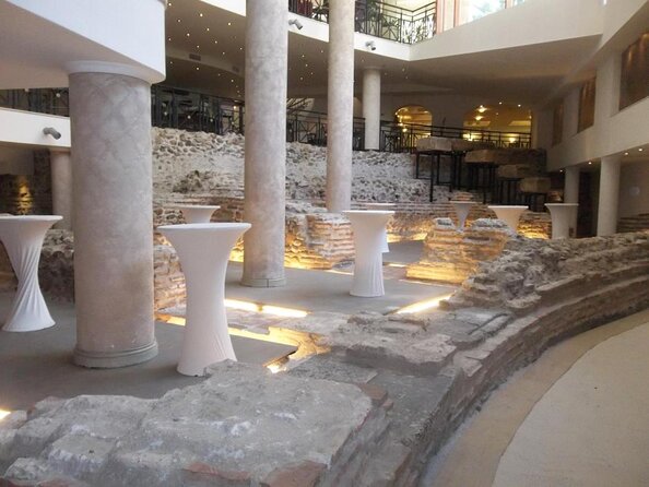 Private Sofia Night Tour with Bulgarian Folklore & Dinner - Key Points