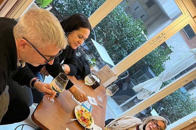 Private Spanish Wine Tasting in Non-Touristy area of Madrid - Introduction