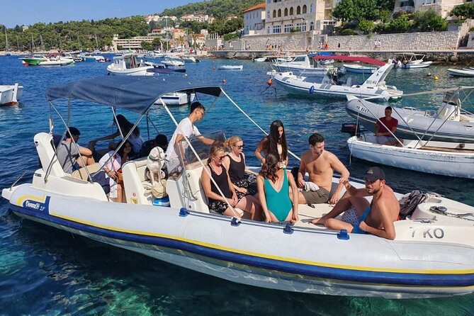 Private Speed Boat Tour of Hvar South Shore & Pakleni Islands - Meeting and Pickup