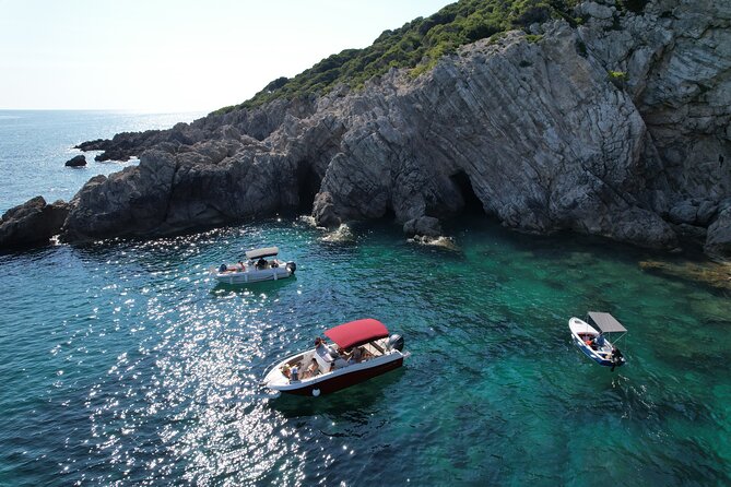 Private Speedboat Tour- Blue Cave, Sandy Beaches and Snorkelling - Exploring the Blue Cave