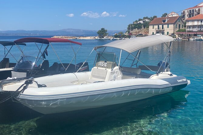 Private speedboat tour from Trogir and Split all around Island olta - Practical Details