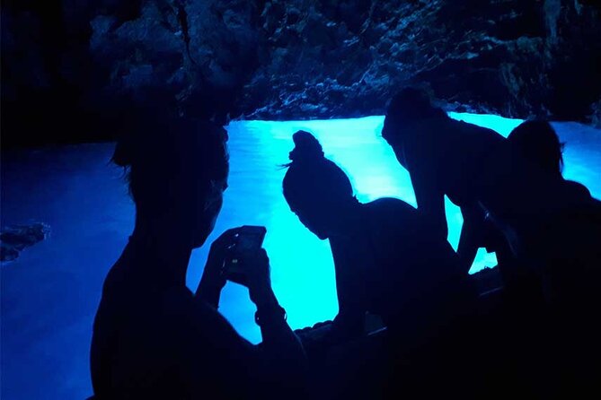 Private speedboat tour to Blue Cave and visit Island Hvar - The Value Proposition