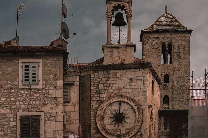Private Split: Visit Diocletian Palace & Taste Food at the Market - Exploring the Peskarija Fish Market