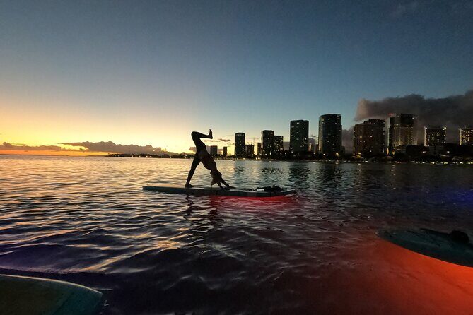 Private Stand-Up-Paddle Glowga Yoga Class in Honolulu - The Experience: What To Expect