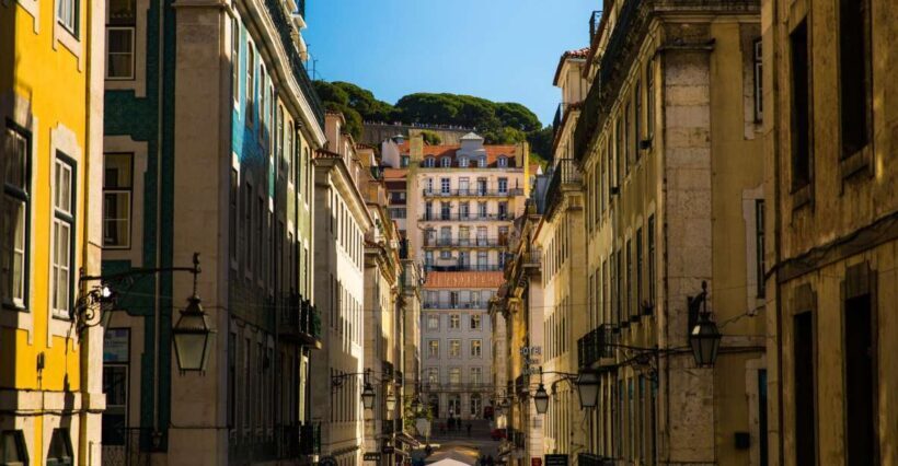 Private Street Art Tour in Lisbon - The Sum Up: Who Should Book This Tour?