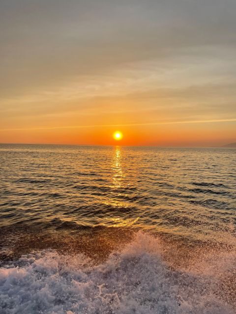Private Sunset boat tour - Key Points
