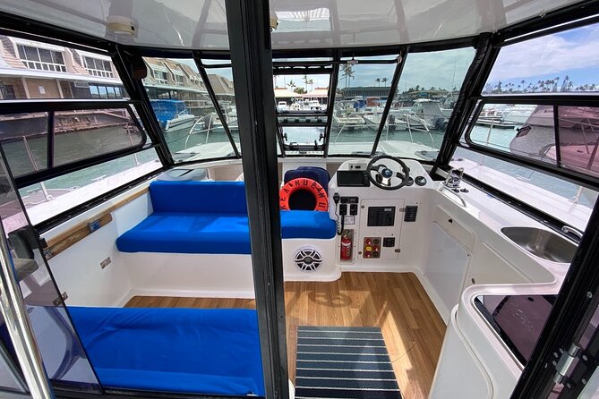 Private Sunset Catamaran Cruise in Waikiki - Amenities and Inclusions