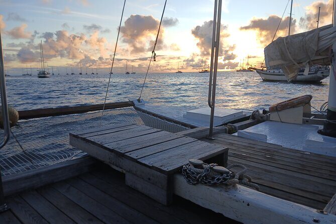 Private sunset excursion to the Sailing Lagoon of Tahiti - FAQ