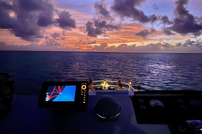 private sunset on the beautiful bora bora lagoon - FAQ
