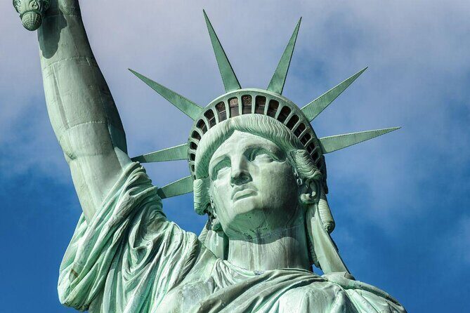 Private Sunset Sail of NYC Skyline and Statue of Liberty - A Close Look at the Itinerary