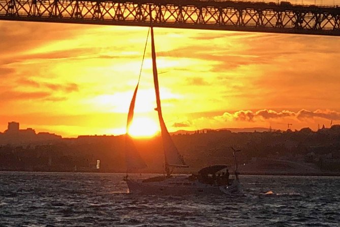 Private Sunset Sailing Cruise From Lisbon - Reviews and Ratings
