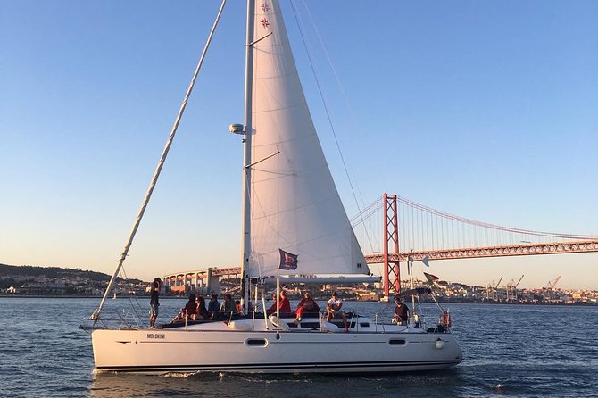 Private Sunset Sailing Cruise From Lisbon - Getting to the Departure Point