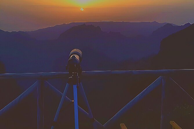 Private Sunset Tour to Pico do Arieiro with Drinks, Food & Music - Key Points