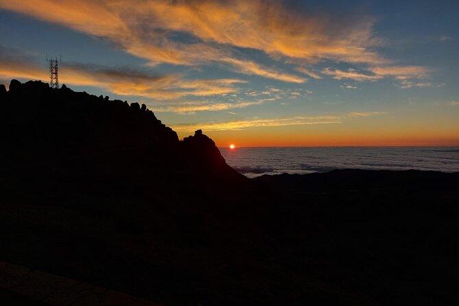 Private Sunset Tour to Pico do Arieiro with Drinks, Food & Music - Practical Details and Considerations