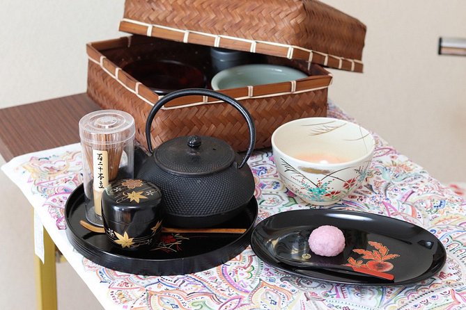 Private Sushi Cooking Class and Tea Ceremony in Kyoto With Emika - Accessibility and Dietary Accommodations