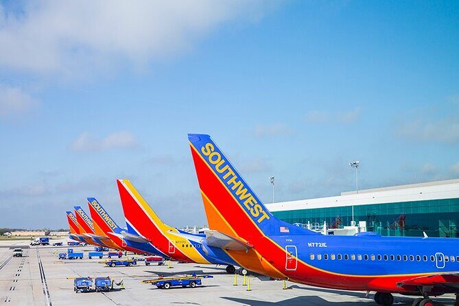 Private SUV Shuttle Hobby Airport to Galveston for Up to 6 Adults - Key Points