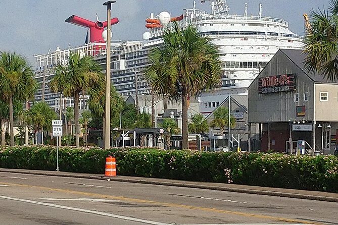 Private SUV Transfer Houston IAH Airport to Galveston for 6 PAX - Final Thoughts: Who Will Love This Service?