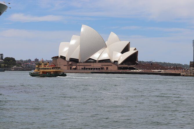 Private Sydney City and Bondi Beach Half Day Tour - Exploring Sydney in Style: An In-Depth Review