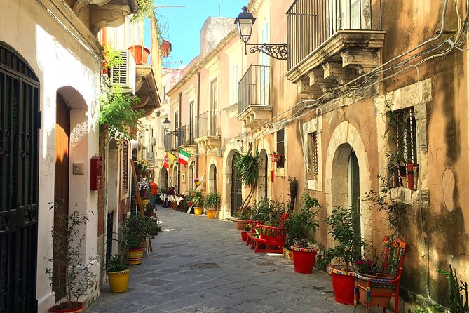 Private Syracuse Tour & light lunch in food market - FAQs