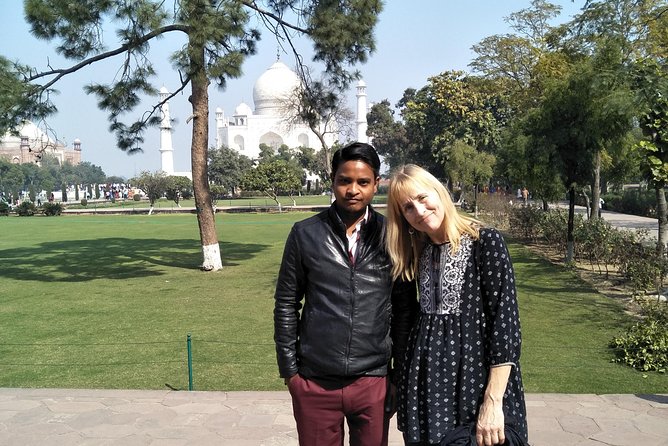 Private Taj Mahal and Agra Fort Day Tour from New Delhi - Authentic Experiences and Traveler Insights