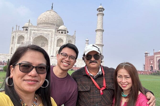 Private Taj Mahal and Agra Fort Day Trip By Superfast Train From Delhi - Wrapping Up and Return Journey