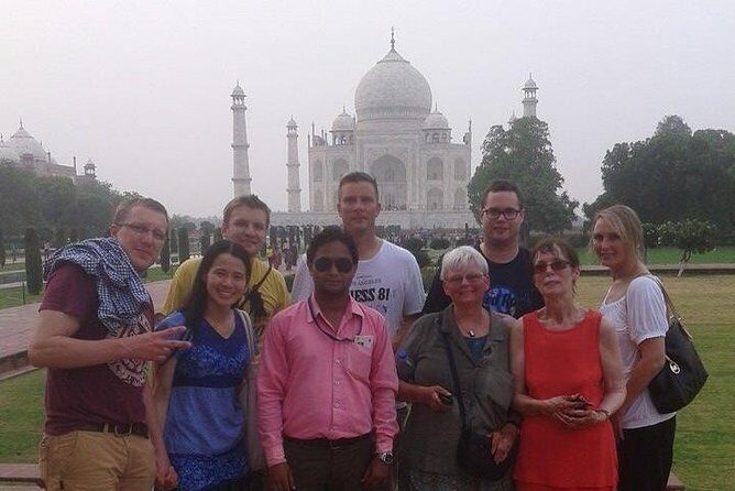 Private Taj Mahal Sunrise Tour from delhi by car All inclusive - FAQ