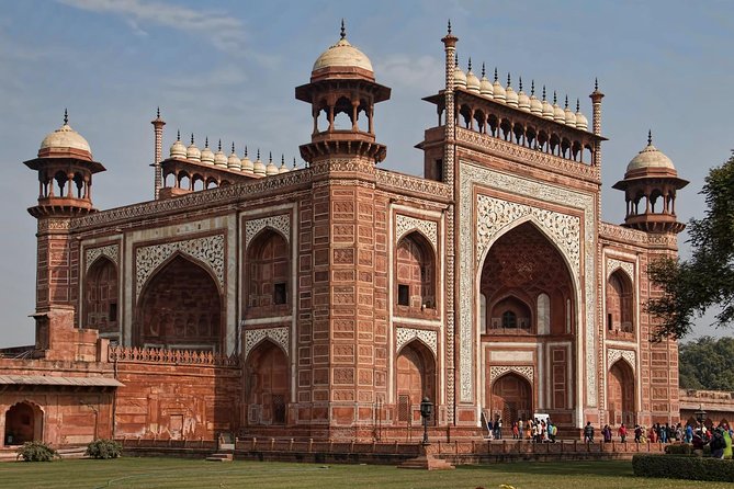 Private Taj Mahal Tour by Fastest Train from Delhi - Returning to Delhi